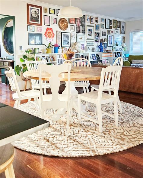 15 Stylish Ways To Incorporate Mismatched Dining Chairs In Your Home