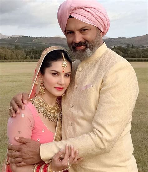 Bijay Anand पहले से बहुत बदल गए हैं काजोल के मंगेतर बिजय आनंद 26