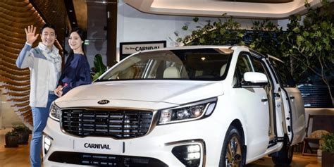 아빠의 로망 기아차 신형 카니발 출시더 완벽하게 변했다 모터그래프