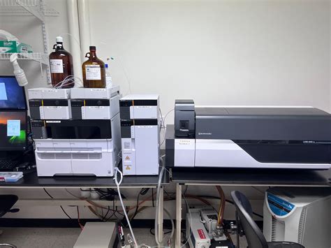 Shimadzu Lc Ms Ms 8060 Cl