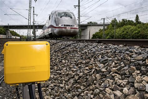 Train Detection Rail Engineer