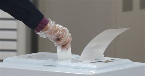 투표함에 한 표를