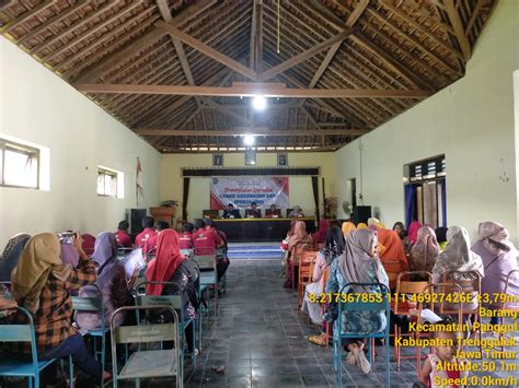 Peningkatan Kapasitas Kader Kesehatan Desaposyandu Website Desa Barang