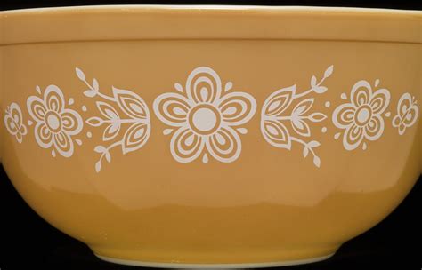 Butterfly Gold Pyrex