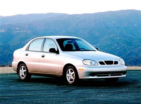 2001 Daewoo Lanos Price Value Depreciation And Reviews Kelley Blue Book