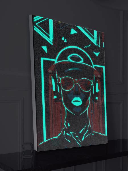 Картина по номерам светящаяся в темноте Hobruk Неоновая девушка на холсте на подрамнике 40х50