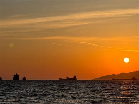 Dbconcurrency With Ef Core Photo By Kevin Ku On Unsplash By Ben Witt Net Programming Medium