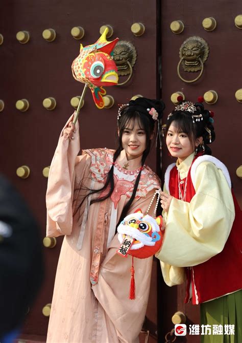 汉服出行 大写的美 图片新闻 潍坊新闻网
