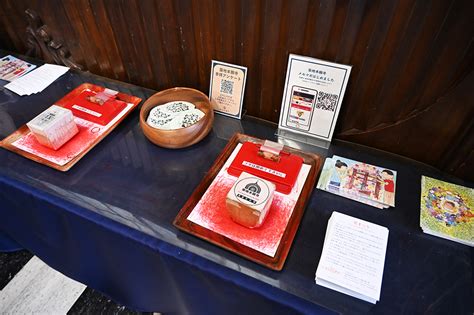 築地本願寺でもらえる参拝記念カードを紹介さらに参拝記念品も ここより