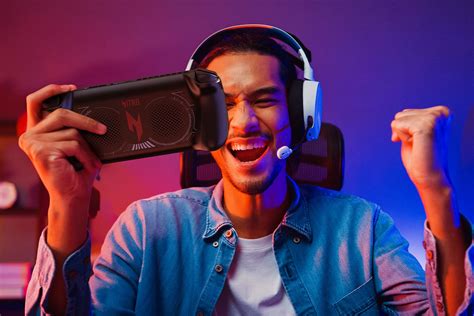 کنسول دستی ایسر نیترو بلیز ۷ رونمایی شد؛ نمایشگر ۱۴۴ هرتز و تراشه Amd زومیت