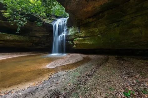 Secrets Of Kentuckys Red River Gorge Waterfall Amphitheaters