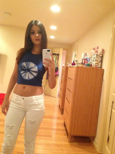 Victoria Justice Naked 29 New Photos Thefappening