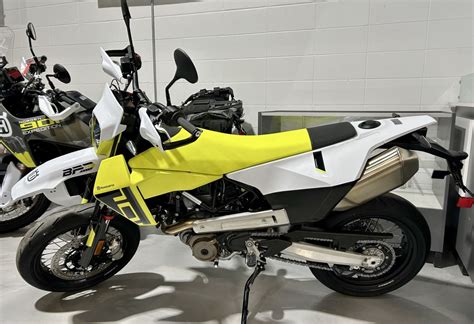 2026 Husqvarna 701 Supermoto Bfd Moto