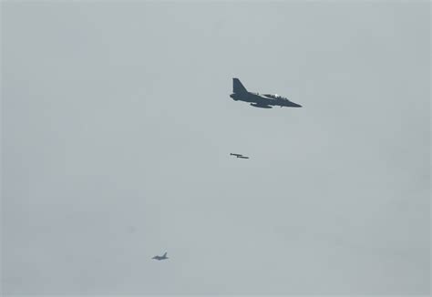 Aag Th บันทึกประจำวัน Kai เกาหลีใต้เสนอเครื่องบินขับไล่และฝึก บ ขฝ ๒ T 50th แก่กองทัพอากาศไทย