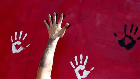 Rare Gene Variant Believed To Play A Role In Understanding Why People Are Left Hand Dominant