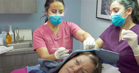 Dr Pimple Popper Pops 7 Hairy Cysts From Rhondas Scalp And One Is Growing A Horn