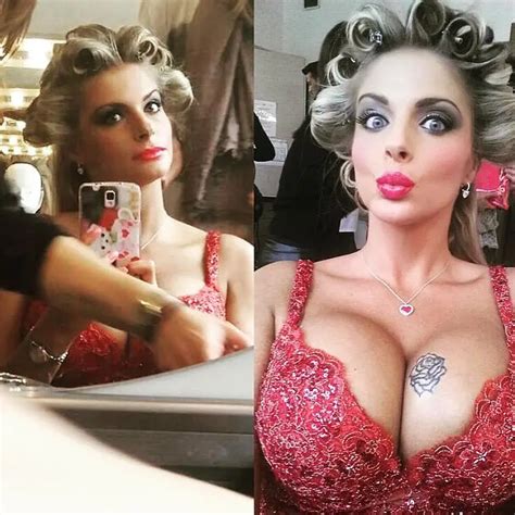 Bimbo Make Up Scrolller