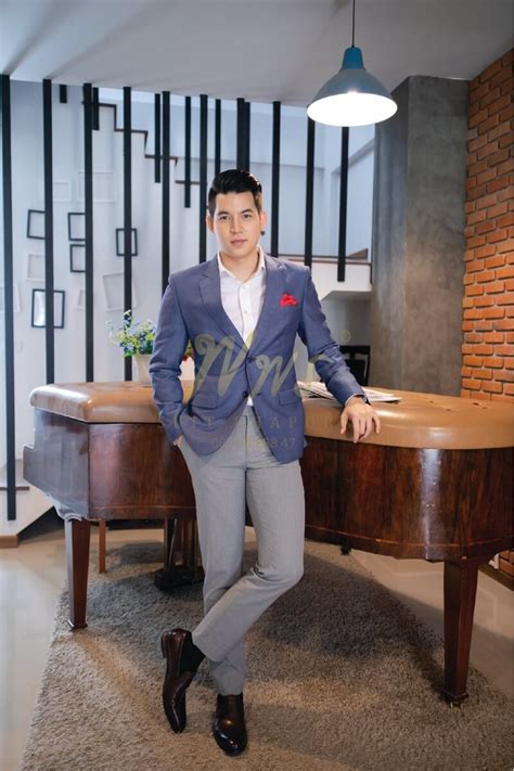 สูทแฟชั่น ร้านสูท พพร บริการตัดสูท ชุดสูท เสื้อเชิ้ต ชุดปกติขาว ครบวงจร