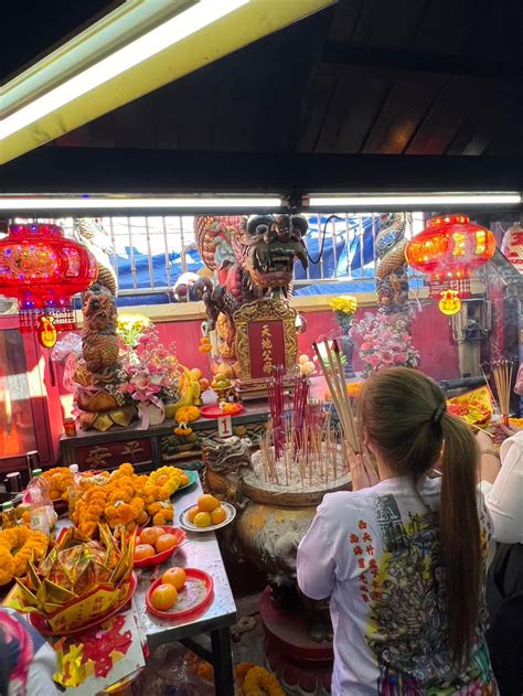 กุ้งพามู กุ้งพามู มาดามกุ้งเอด้า มูไปกินไปเที่ยวไป