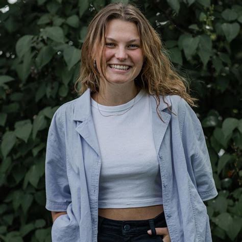 Livet Jubilant Ingvild Flyttet Hjemmefra Som 15 åring Har Aldri