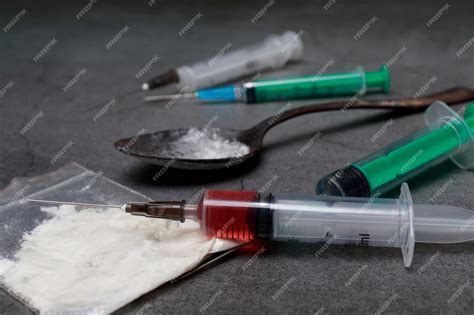 Seringa Para Injeção Com Drogas Narcóticas O Conceito De Overdose De
