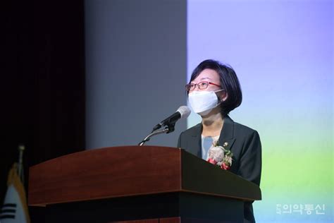 오유경 신임 식약처장 안전망을 더욱 견고하게 만들겠다
