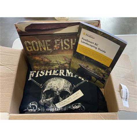 4 As New Mens Fishing Logo Shirts Size Large And Lot Of Fishing Signs