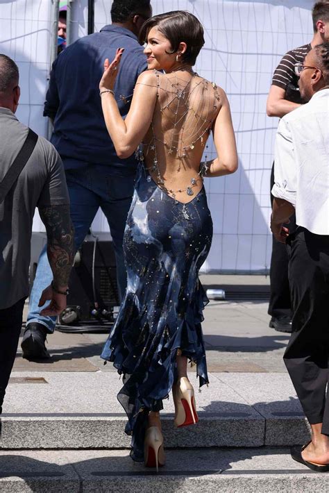 Zendaya Stuns With Vintage Webby Nod To Spider Man In London