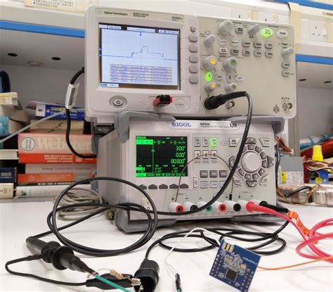 A A Smart Rf Evaluation Board Is Used To Verify And Debug The Program