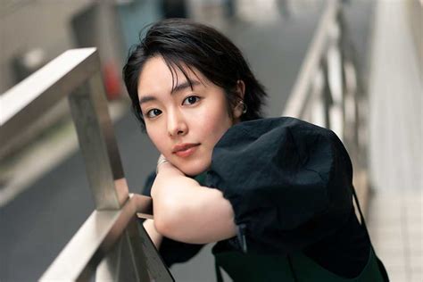 『極悪女王』話題の唐田えりか、ド派手に激変 金髪ベリーショートの大胆イメチェン披露 Encount