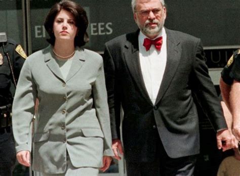 رسوایی اخلاقی برای کاخ سفید سکس بیل کلینتون و مونیکا لوینسکی افشا شد مجله فلونز عکس های سکسی