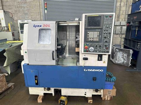 doosan fanuc 21i t cnc control 5 000 rpm lynx 200a 2 axis