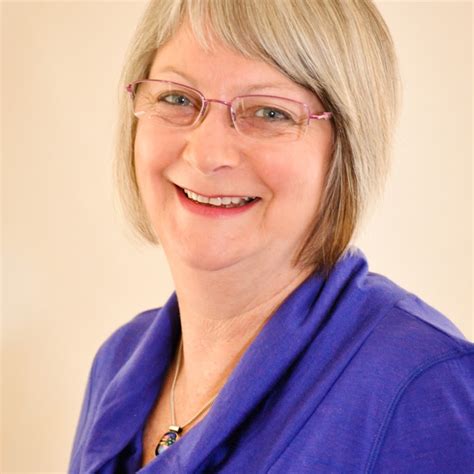 Suzanne Hansen Youtube