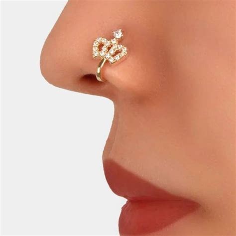 ۱۰ مدل پیرسینگ بینی نگین ریز ساده عکس پیرسینگ بینی مینیمال