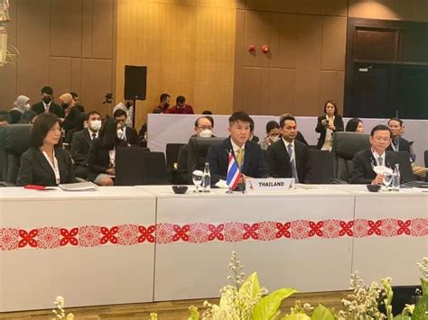 อธิรัฐ ประชุม รมต ขนส่งอาเซียน ครั้งที่ 28 ที่บาหลี ร่วมรับรองความร่วมมือ มุ่งสู่การขนส่งอัจฉริยะ