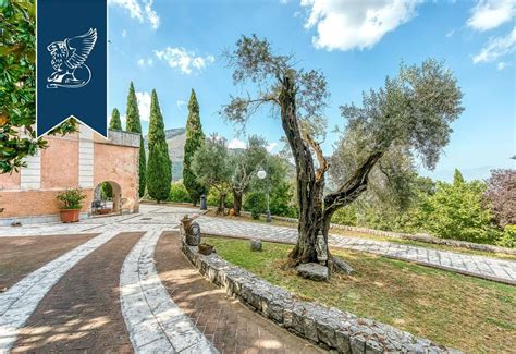 Wonderful Period Estate In Southern Lazio In Esperia Lazio Italy For