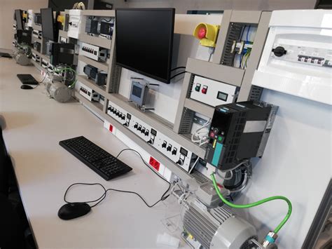 Upt și Siemens Inaugurează Laboratorul Modern Automate Programabile și Sisteme Scada