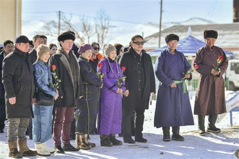 Монголын анхны мэдээллийн сайт Sonin Mn