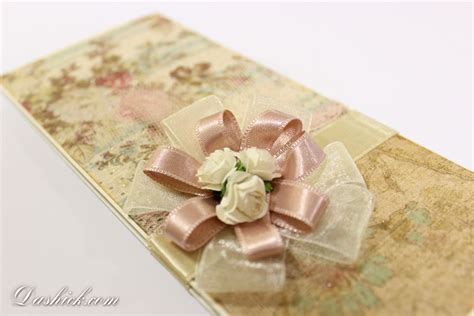 Романтичен подарък за дама или за сватба Ръчно декорирани дървени кутии албуми за снимки и