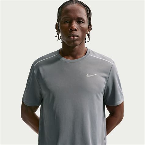 Miler Nike Ch
