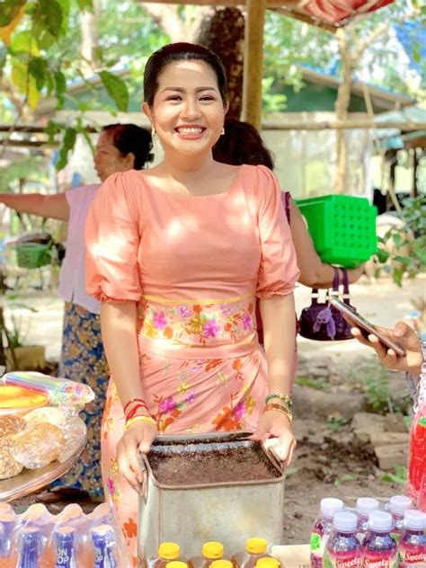 စစ်ကိုင်းတိုင်းဘက်မှပစ္စည်းအပြည့်အစုံနဲ့စွန့်ပစ်ထားတဲ့သားလေးကို ခေါ်ယူမ