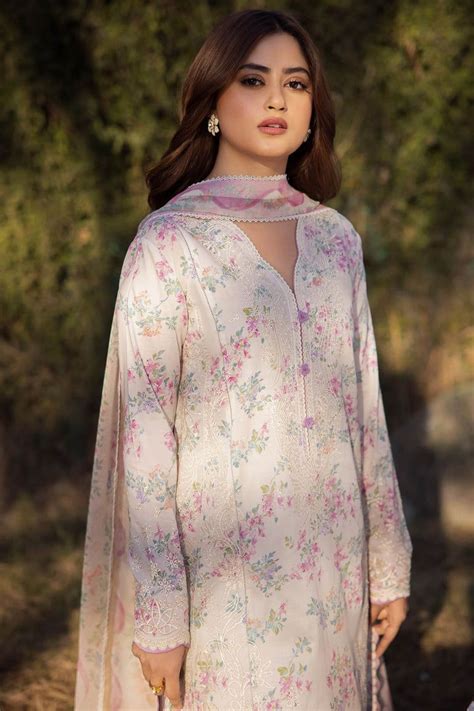 Sajjal Ali Simple Pakistani Dresses Pakistani Dresses Online