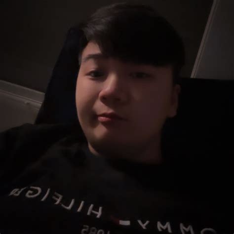 Stream Le Thu Listen To T Playlist Online For Free On Soundcloud