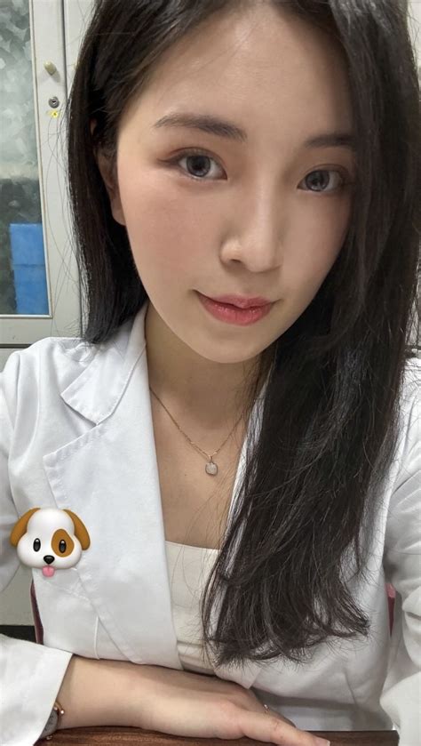 默默實習一年了 有些主治會跟我約討論一些該科主題 原本覺得一對一壓力大菜到爆後來發現我很喜歡這種模式討論時會就會不會就不會