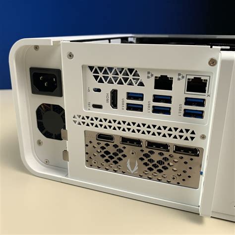 率先試玩 ZOTAC Magnus One - PCM