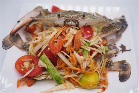 หากว่างลองแวะมาชิมกัน ร้านอาหารครัวพฤกษาคาราโอเกะ เยาวราช