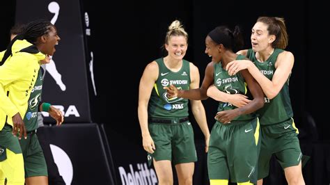 Kristine Anigwe Stats Height Weight Position Draft Status And More