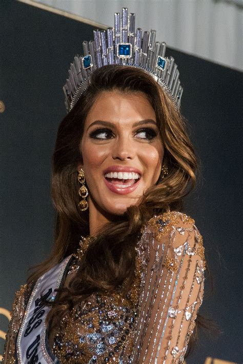 Iris Mittenaere Bien Chère Miss Univers
