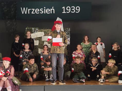 Chwała Bohaterom Zespół Szkolno Przedszkolny Nr 1 W Redzie