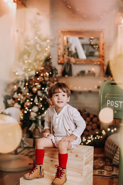 Tree Farm Mini Sessions Creative Holiday Photos Holiday Mini Session